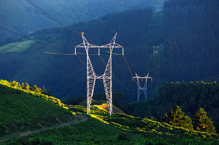 Power Line Systems | Pole Loading and Overhead Line Design